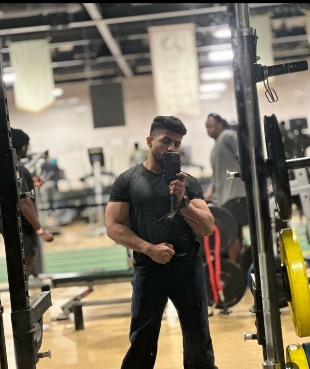 Rishi, 26, Реджайна - "RusDate.ca"