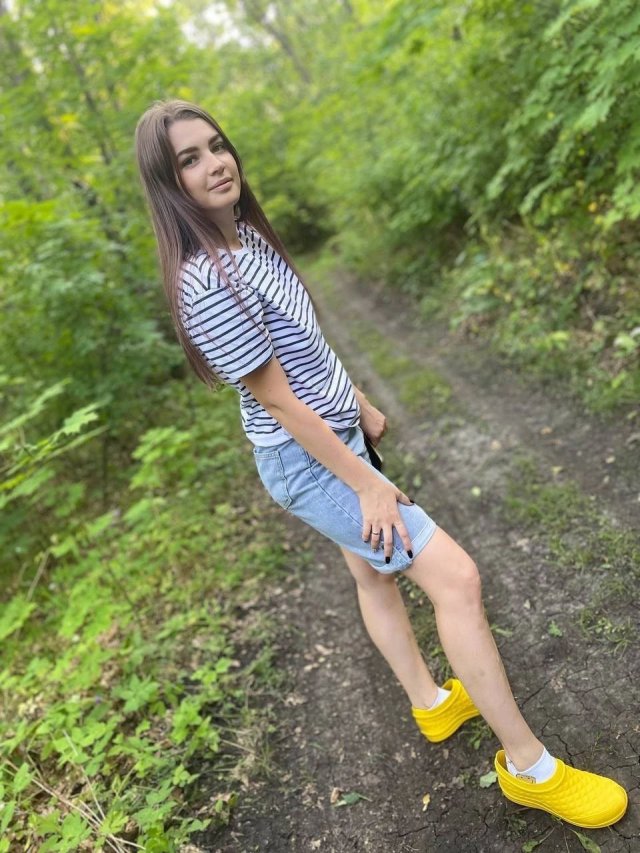 Алиса, 21, Москва - "RusDate.ca"