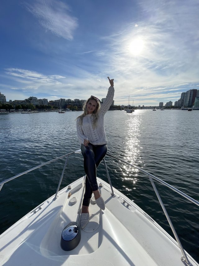 Oksana, 34, Ванкувер - "RusDate.ca"